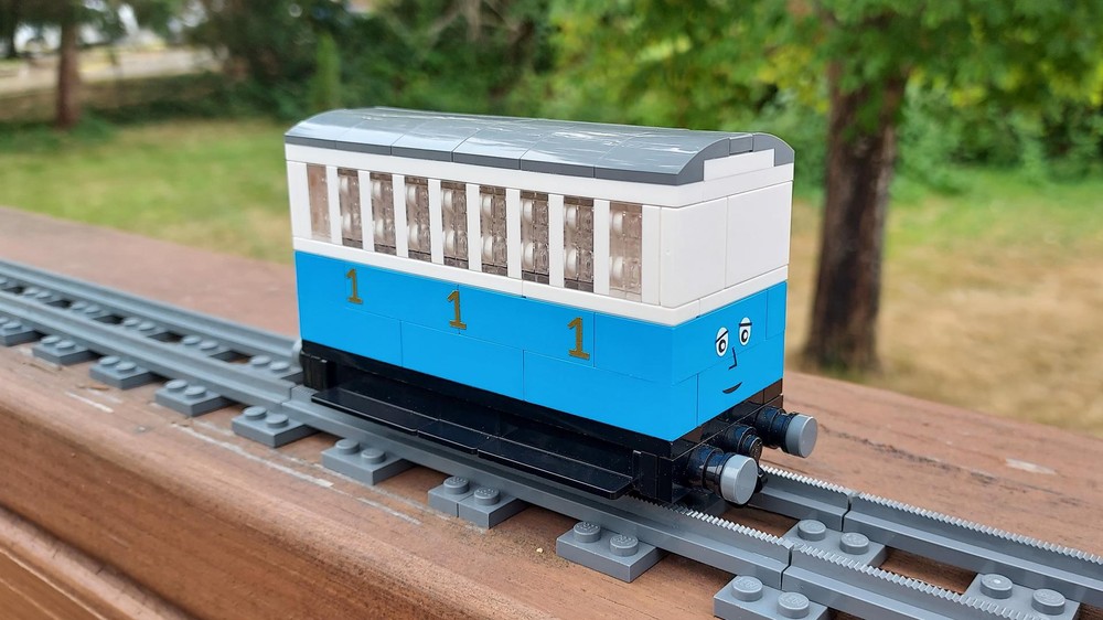 LEGO MOC Skarloey Railway Coach by WoodenToby | Rebrickable - Build ...