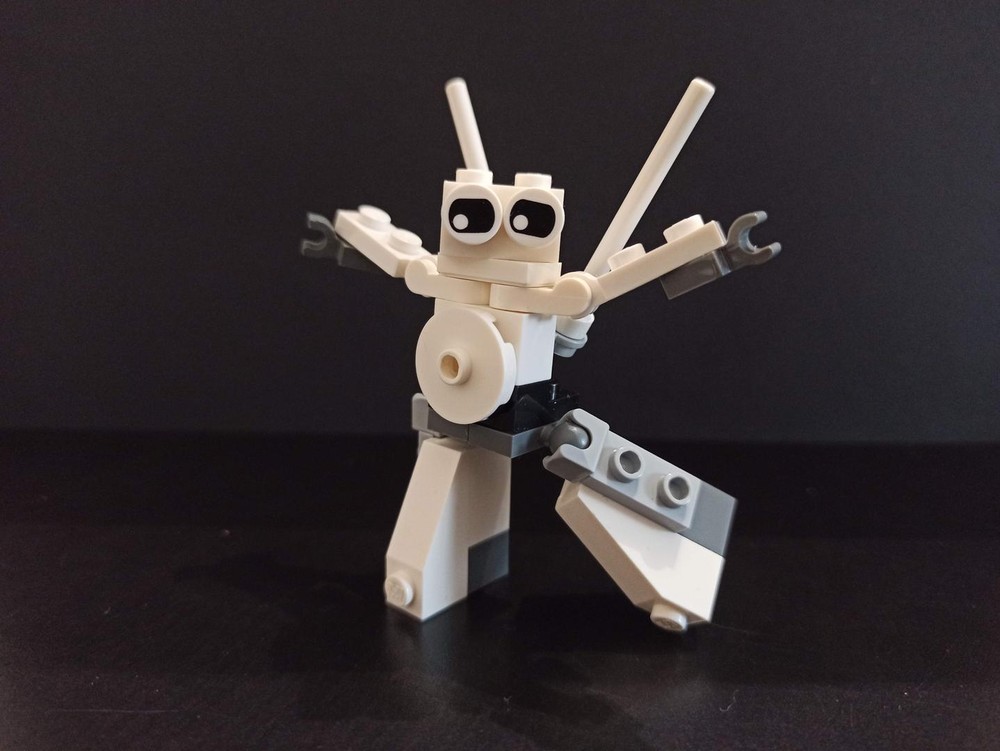 LEGO MOC Little white robot by marcolachina | Rebrickable - Build with LEGO