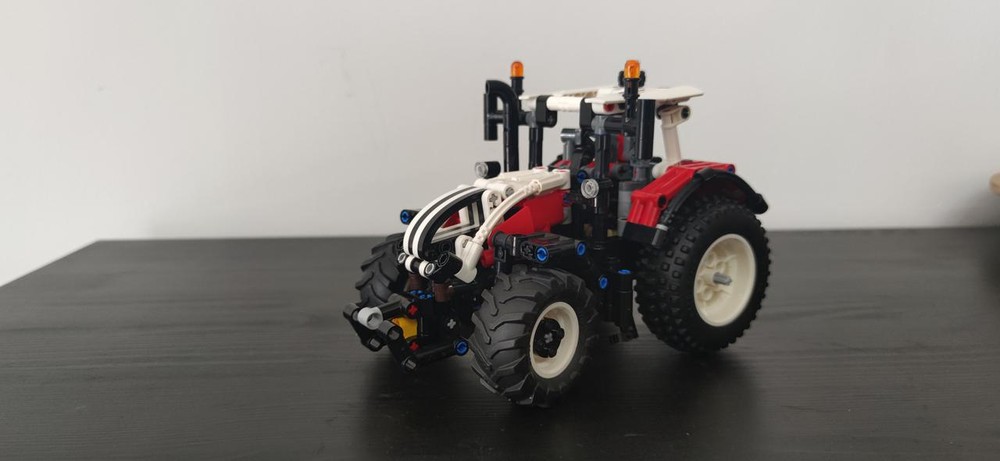 LEGO MOC Steyr Terrus tractor by falconluan | Rebrickable - Build with LEGO
