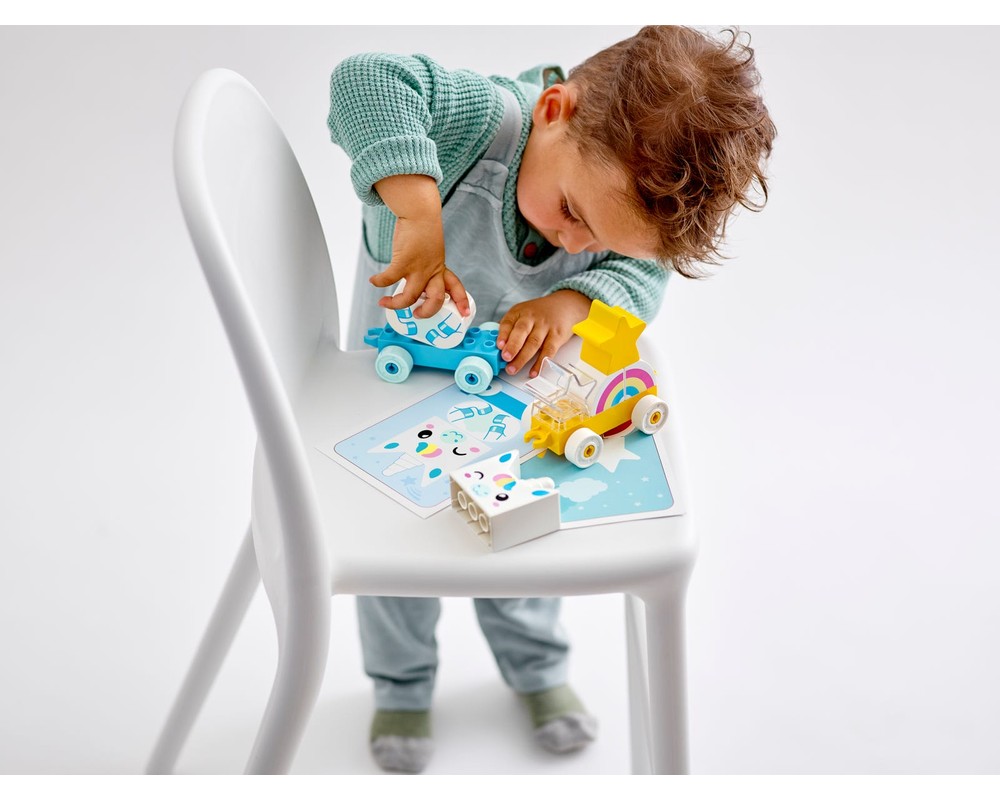 LEGO Set 10953-1 Unicorn (2021 Duplo) | Rebrickable - Build with LEGO