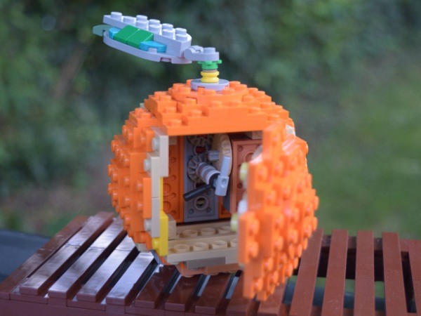 LEGO MOC Clockwork Orange... see what I did there? See? SEE? by ...